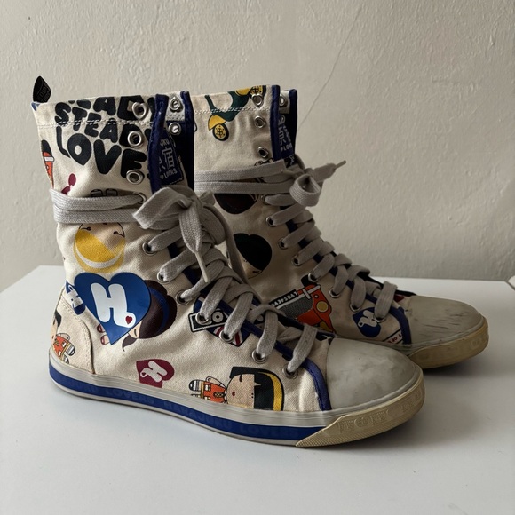 Harajuku Lovers | Shoes | Vintage Y2j Harajuku Lovers High Top Sneakers ...